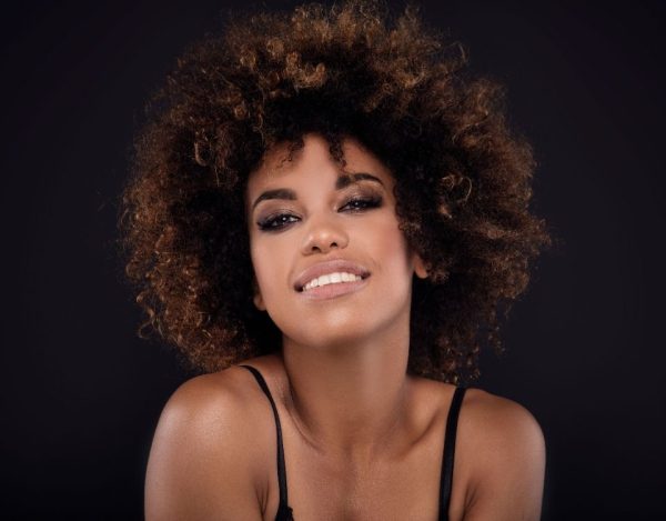 Wat is poreus haar? - krullenclub